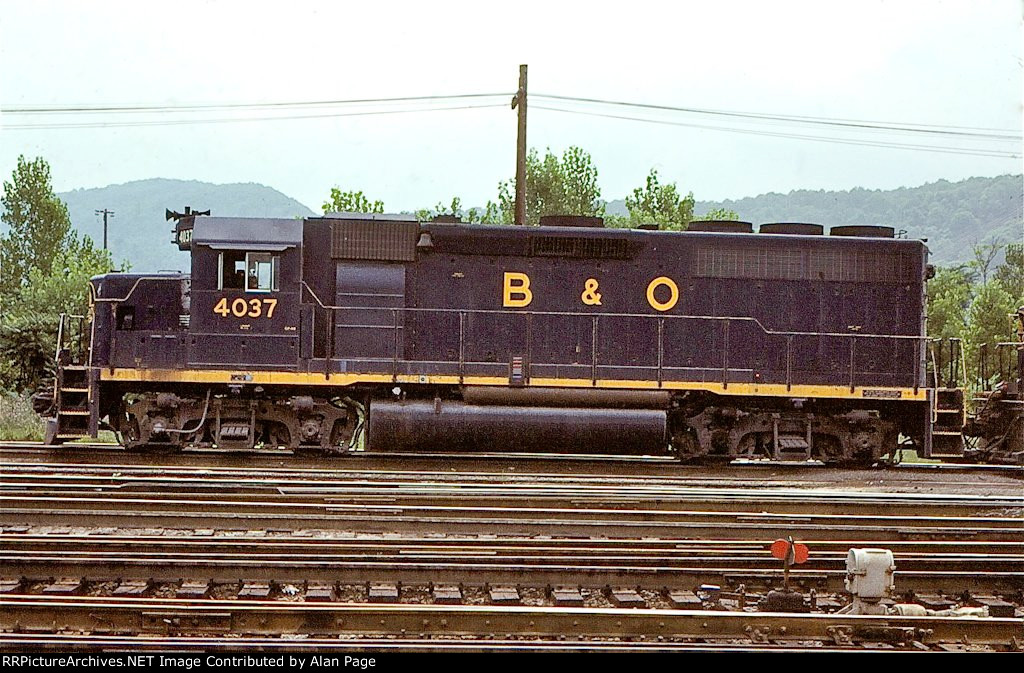 B&O GP40 4037